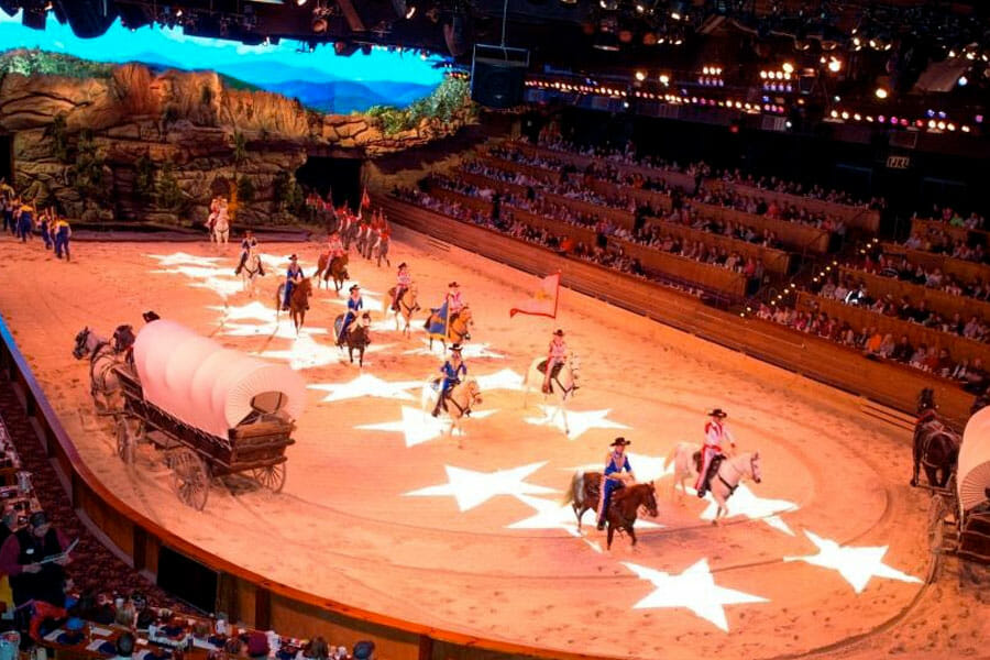 3 Day Stay + 2 Dixie Stampede Tickets - Gatlinburg Vacation Packages 3 Day Stay + 2 Dixie Stampede Tickets - Gatlinburg Vacation Packages